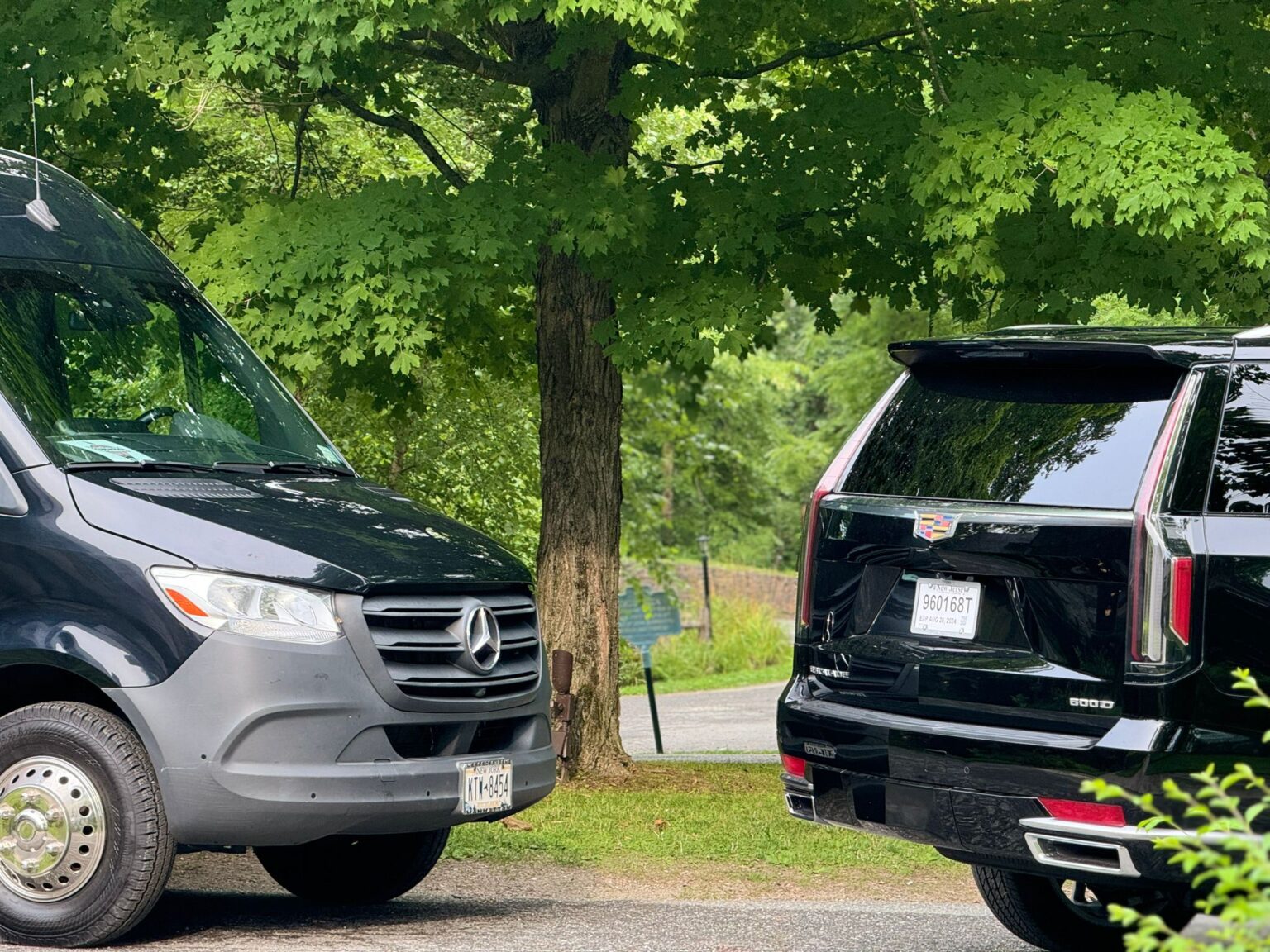 Connecticut Limo Service CT - EWR - Newark Airport